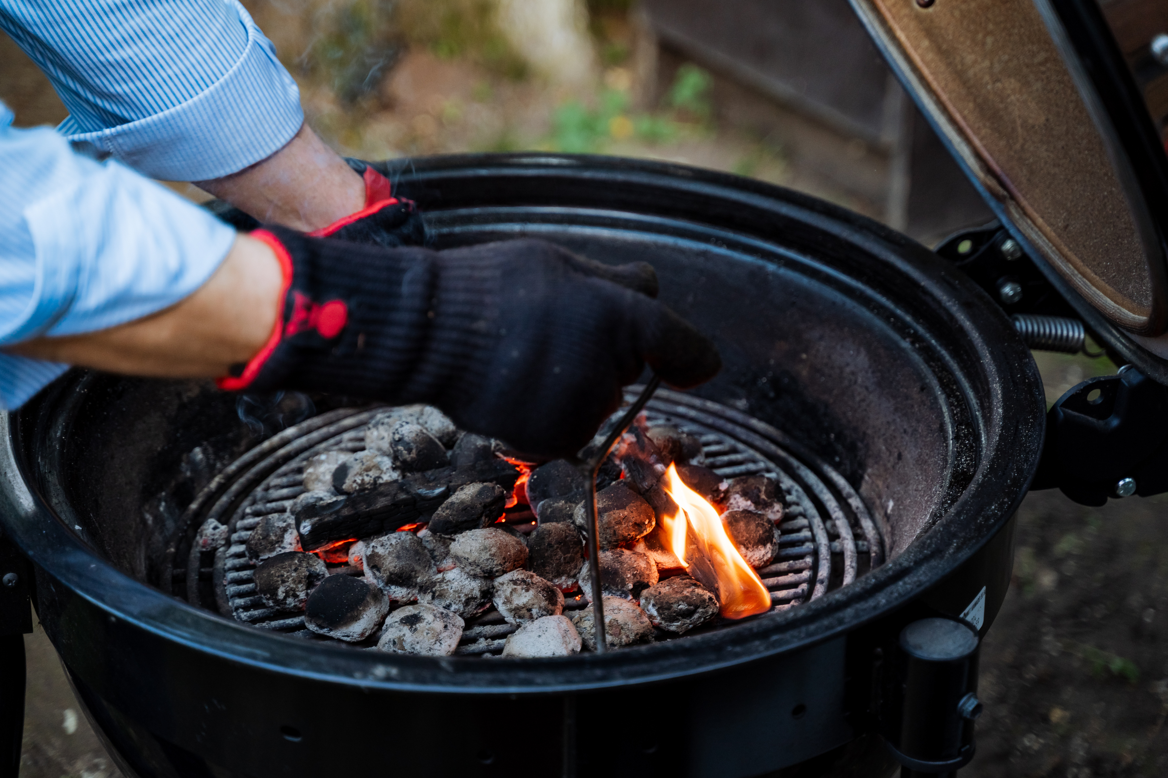 Warwickshire Fire and Rescue Service urges safe BBQ disposal this summer